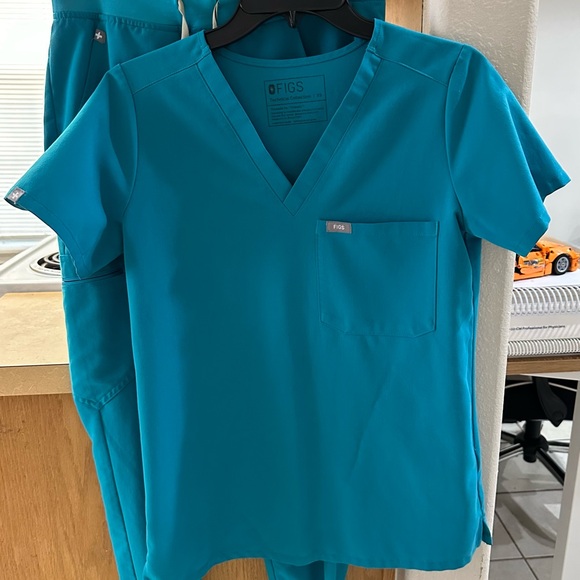 Figs | Other | Figs Teal Scrub Top | Poshmark